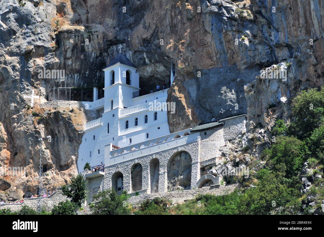 Monastère Ostrog, monastère orthodoxe serbe à Ostrog, Monténégro Photo ...