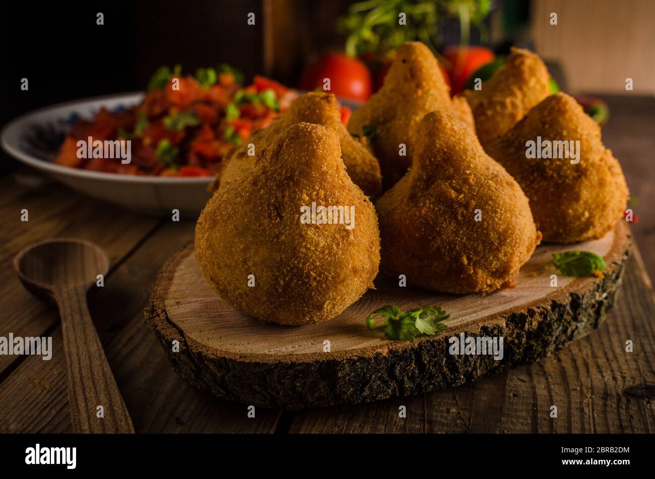 Délicieux aliments composés de viande de poulet hachée ou déchiquetée ...