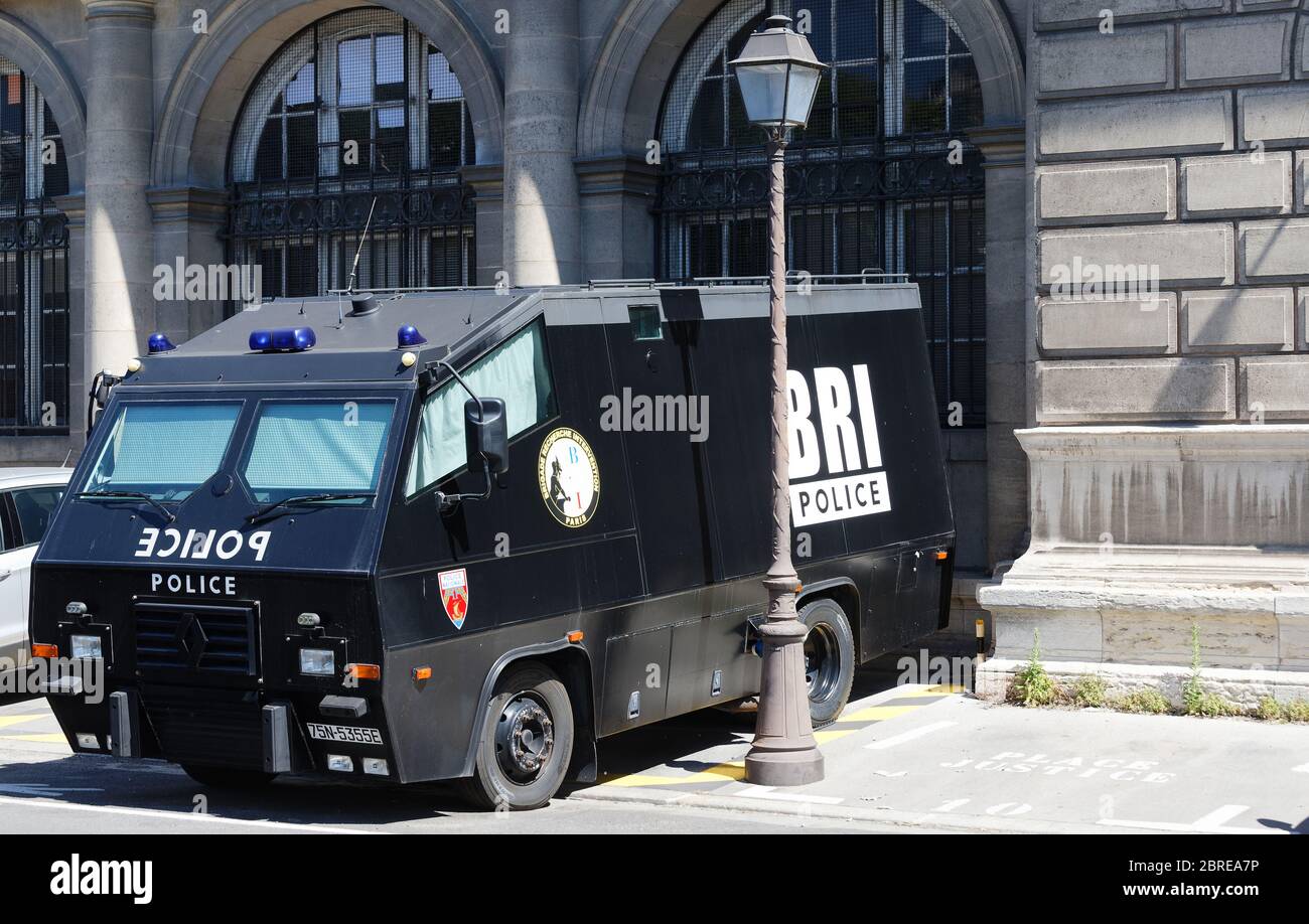 Intervention brigade Banque de photographies et d’images à haute ...