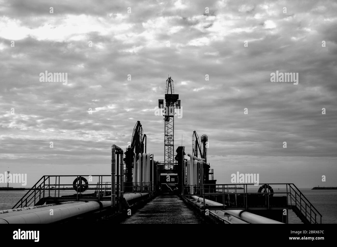 Terminal de pétrole brut. Le terminal pétrolier est une installation ...