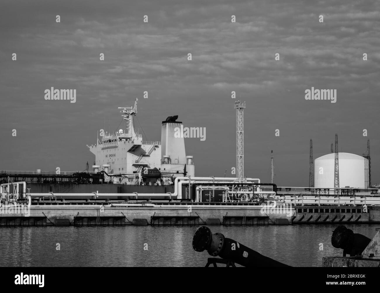 Terminal de pétrole brut. Le terminal pétrolier est une installation ...