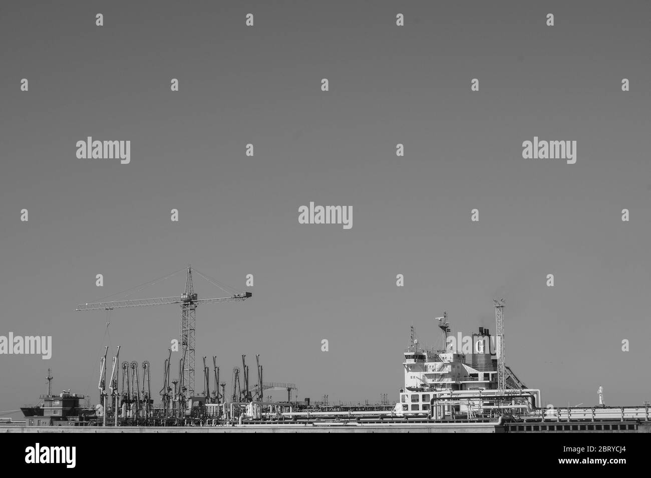 Terminal de pétrole brut. Le terminal pétrolier est une installation ...