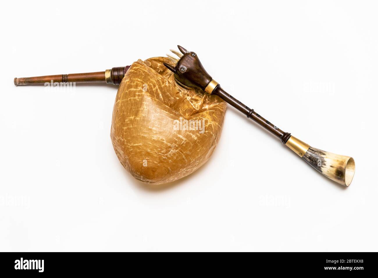 Cornemuses, un instrument de musique traditionnel. Les cornemuses sont ...