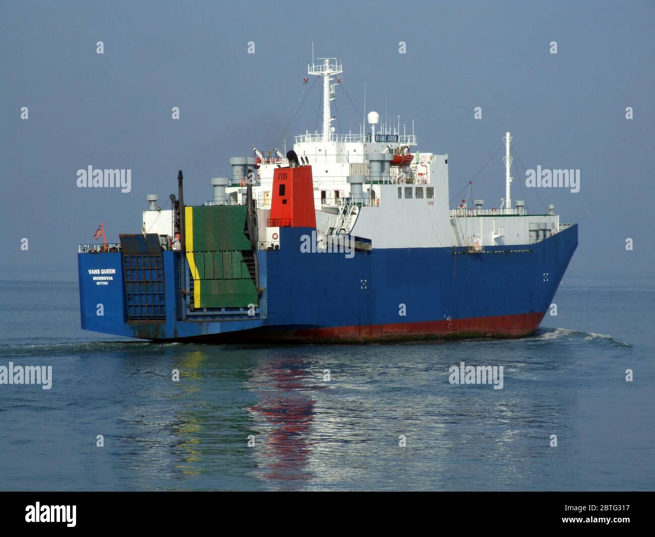 Roro ship Banque de photographies et d’images à haute résolution - Alamy