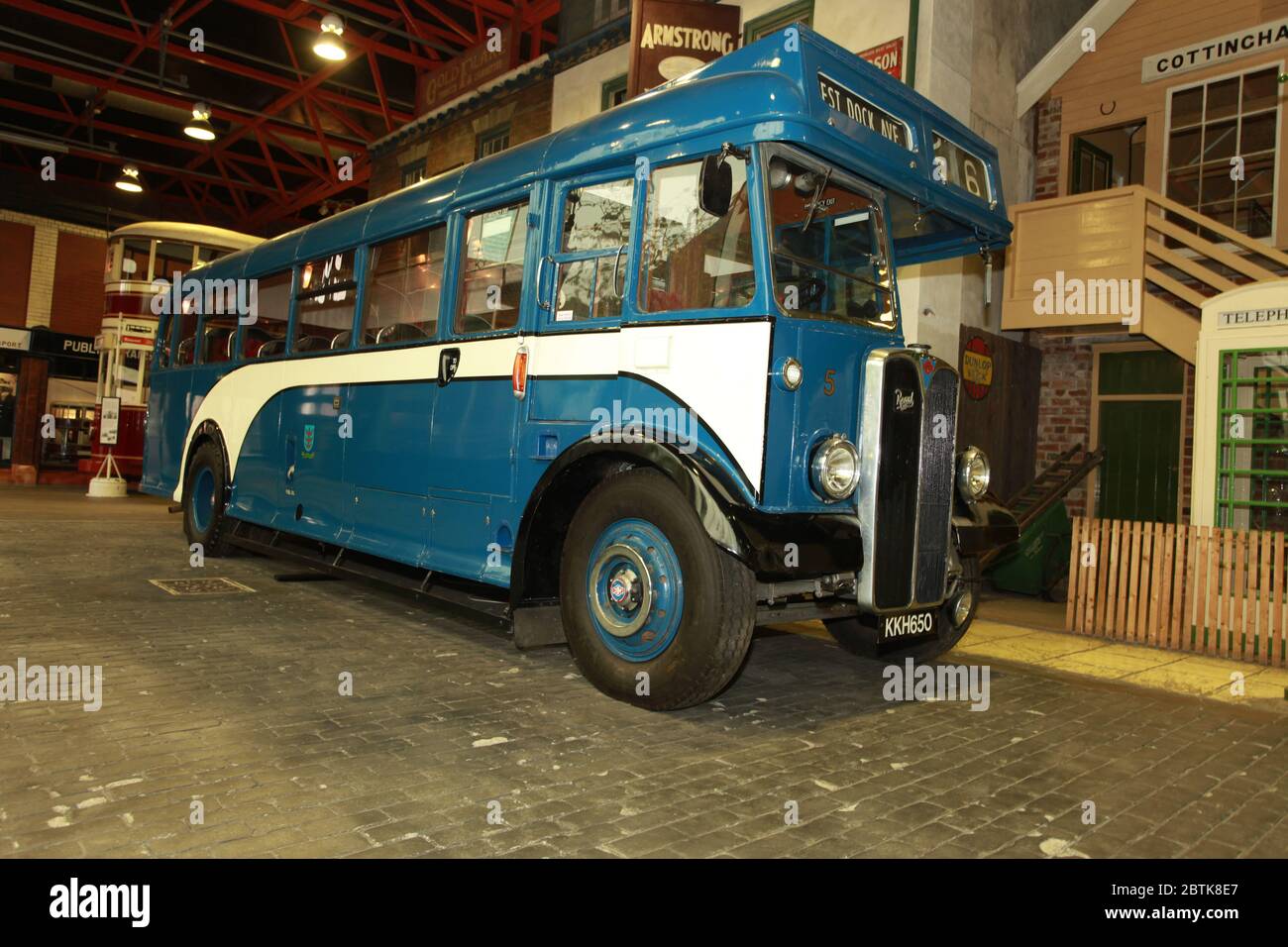 1960s bus Banque de photographies et d’images à haute résolution - Alamy