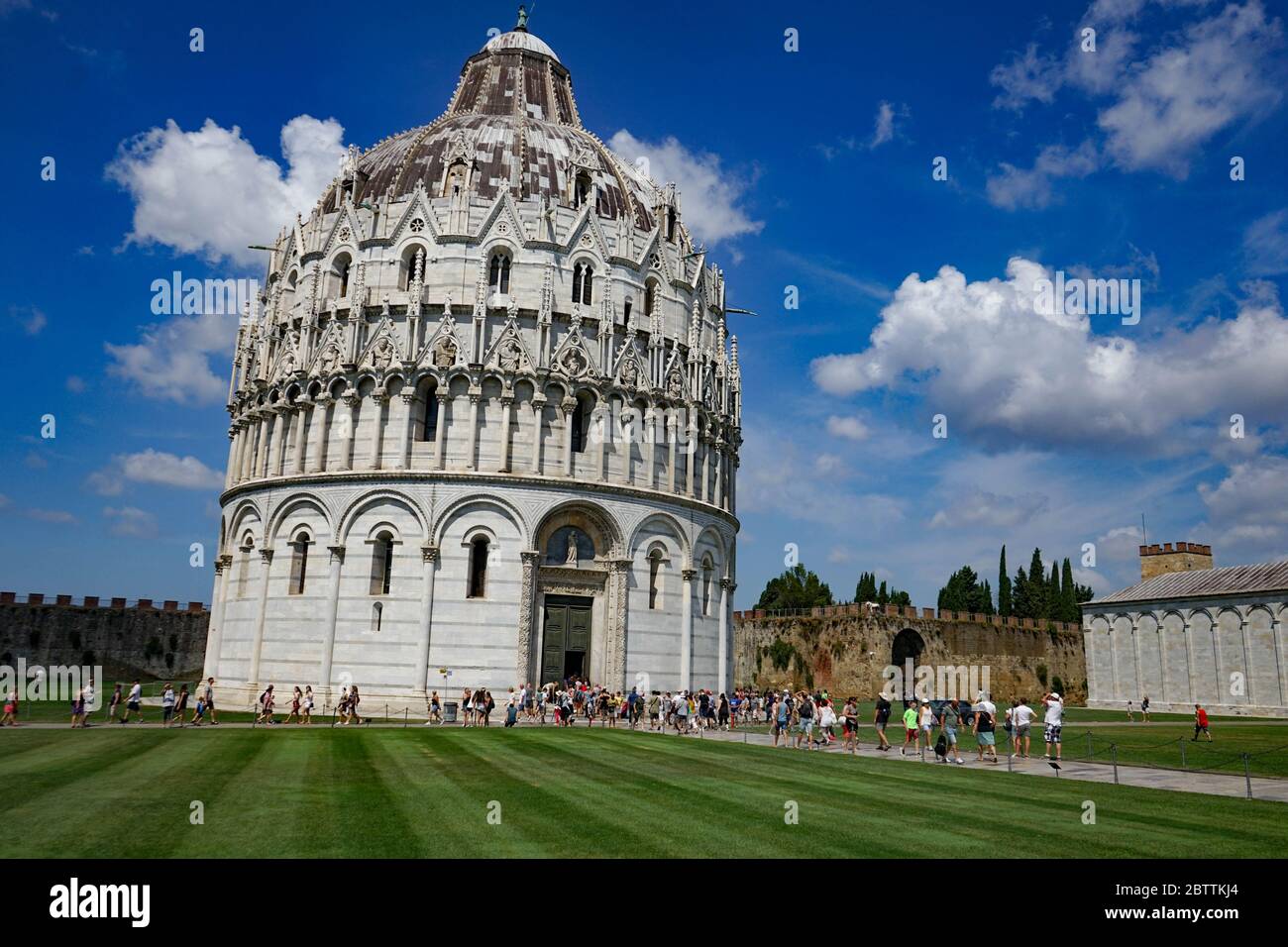 Miracle square Banque de photographies et d’images à haute résolution ...