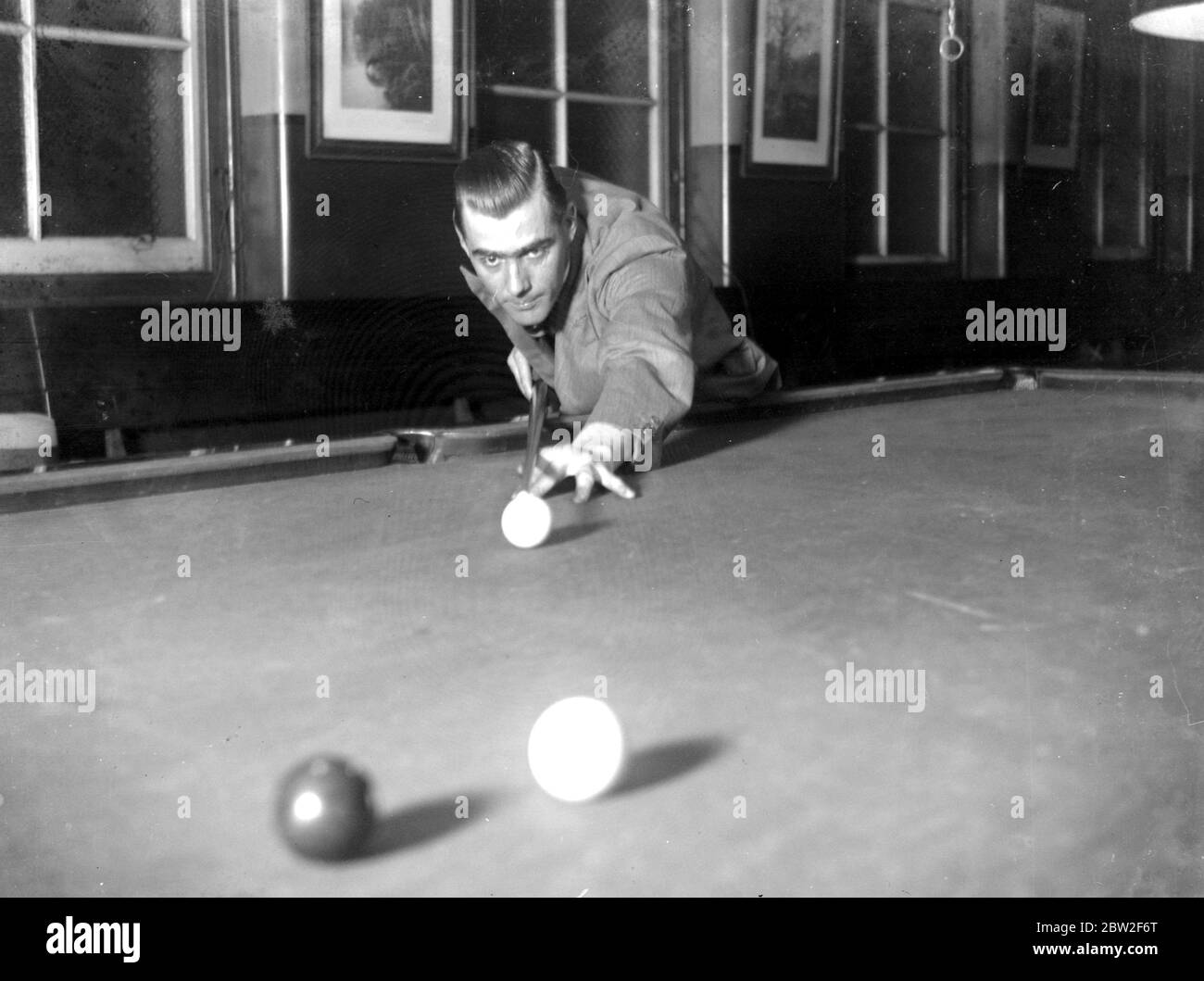 Billard historique Banque d'images noir et blanc - Alamy