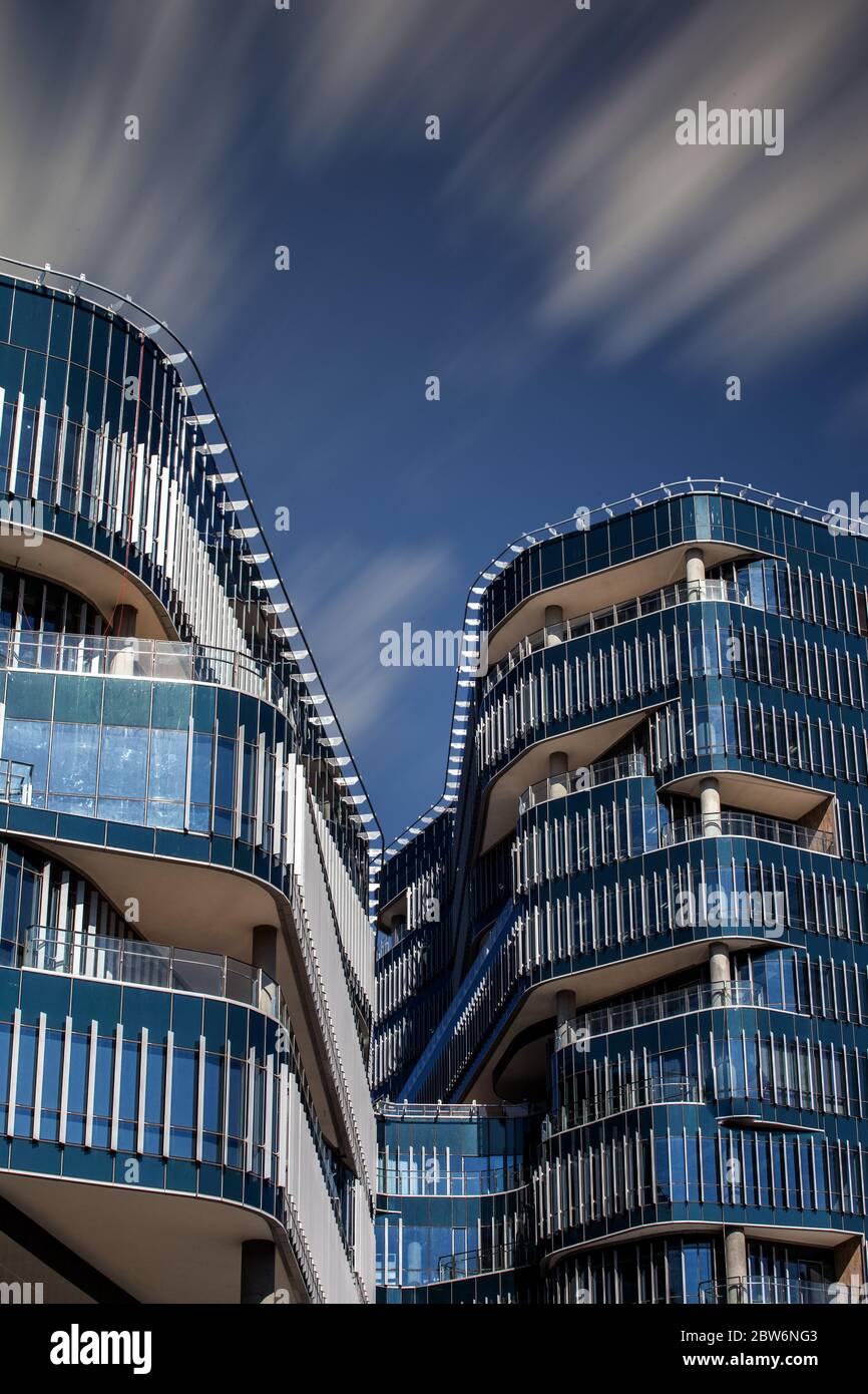 Architecture moderne symétrique Banque de photographies et d’images à ...