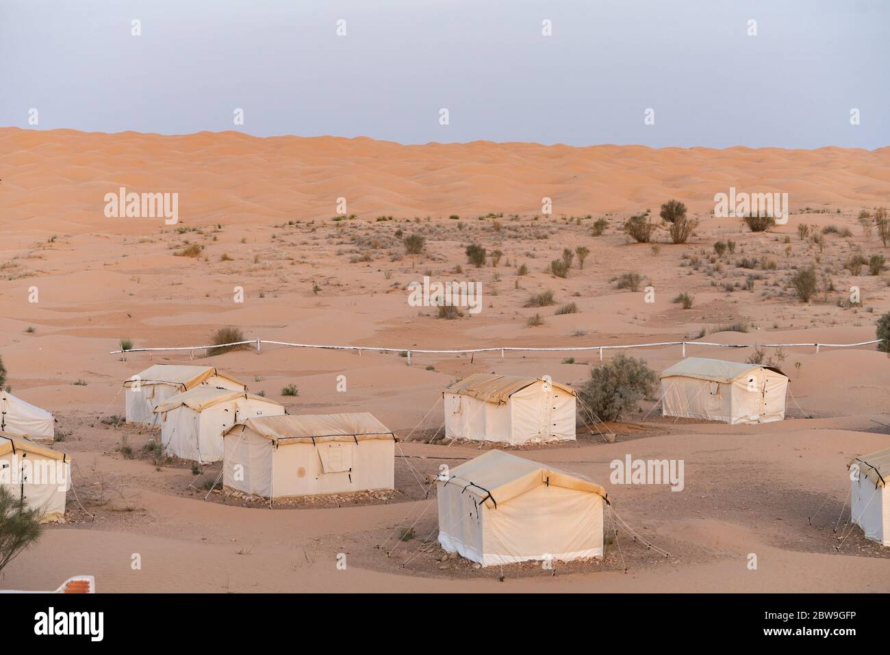 Ksar ghilane tunisia Banque de photographies et d’images à haute ...