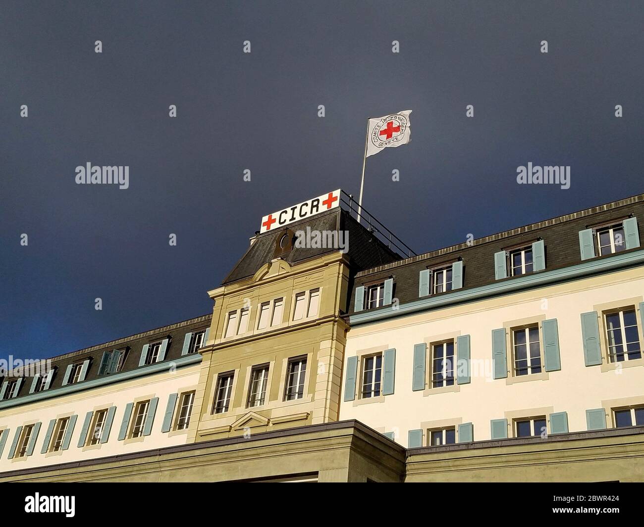 Croix rouge icrc Banque de photographies et d’images à haute résolution ...