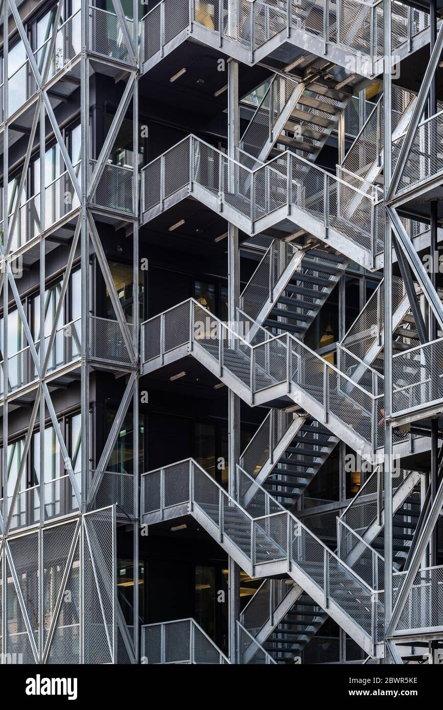 Construction En Acier Treillis Banque d'image et photos - Alamy