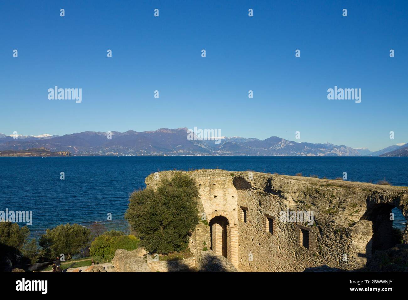 Le Lac De Garde De Vérone Banque d'image et photos - Alamy