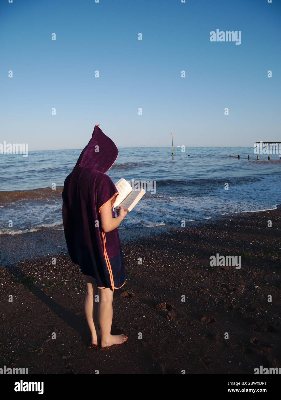Lecture de plage Banque de photographies et d’images à haute résolution ...