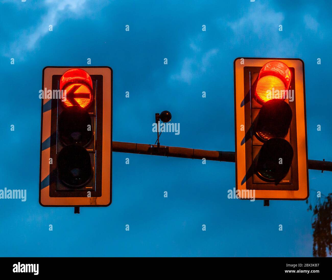 Signalisation lumineuse en couleur Banque de photographies et d’images ...