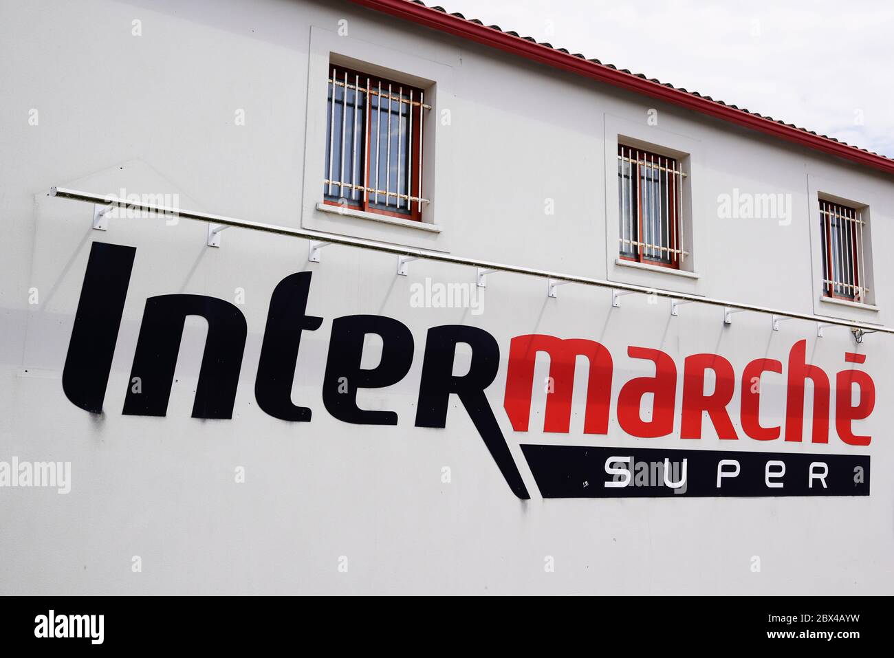 Intermarché super Banque de photographies et d’images à haute ...