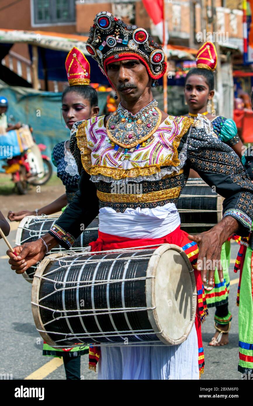Davul instrument Banque de photographies et d’images à haute résolution ...