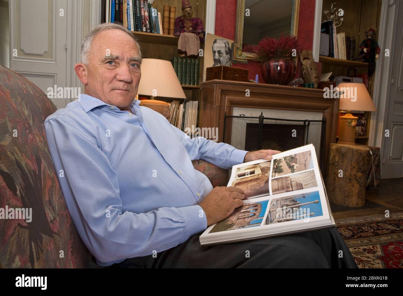 Charles millon Banque de photographies et d’images à haute résolution ...