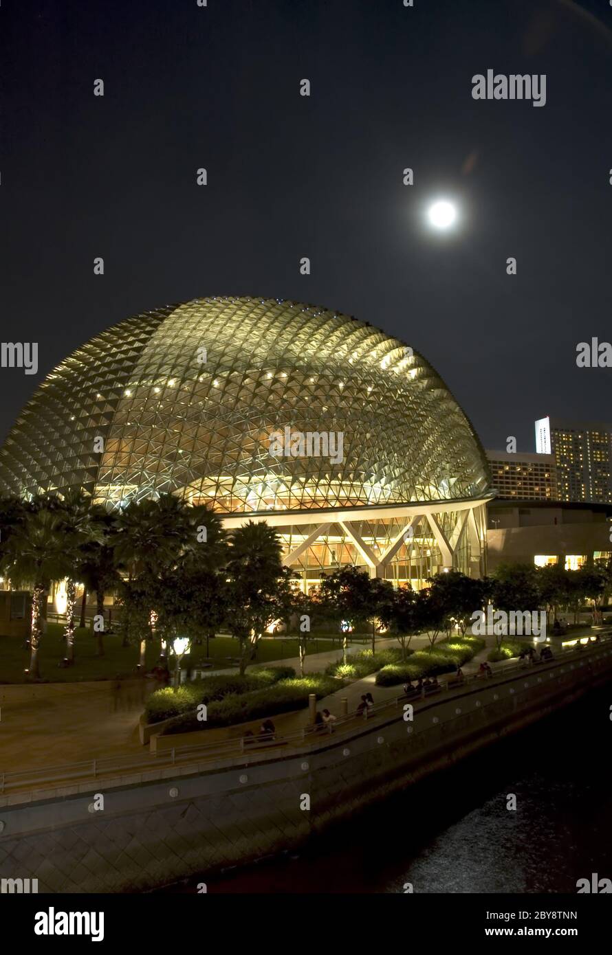 Singapore opera house Banque de photographies et d’images à haute ...