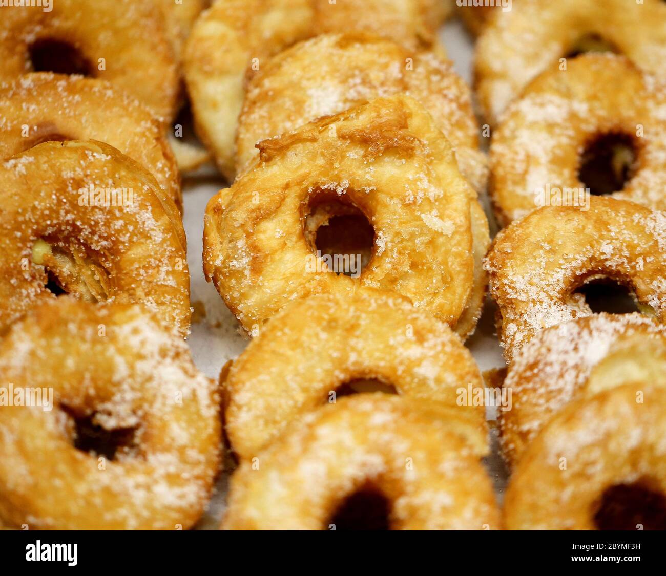 Beignets ronds Banque de photographies et d’images à haute résolution ...