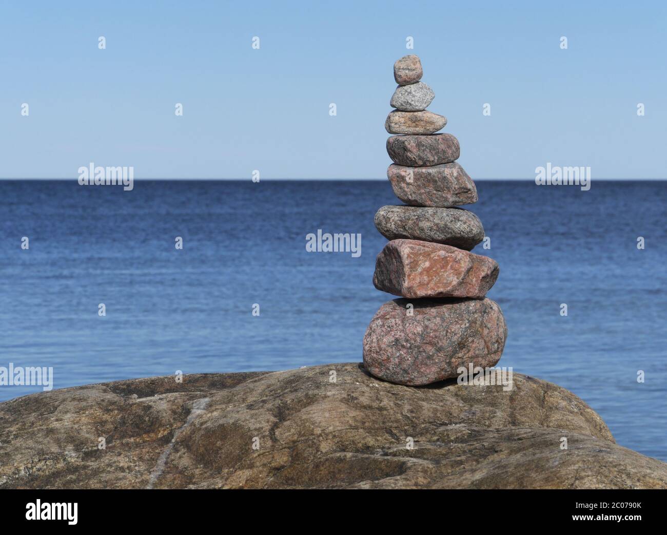 Stone pyramid Banque de photographies et d’images à haute résolution ...