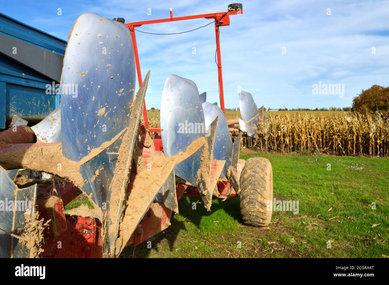 Une charrue ou une charrue, pour labourer les champs avant de semer. C ...