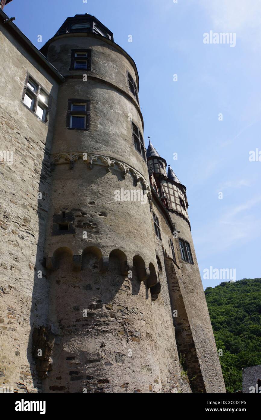 Château de burresheim Banque de photographies et d’images à haute résolution - Alamy