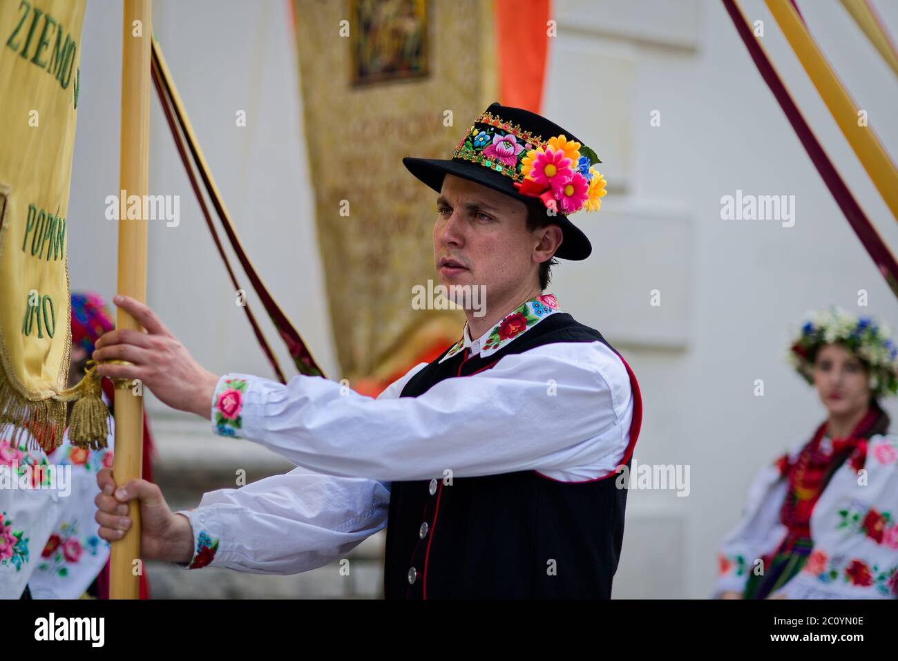 Polonais costume traditionnel Banque de photographies et d’images à ...