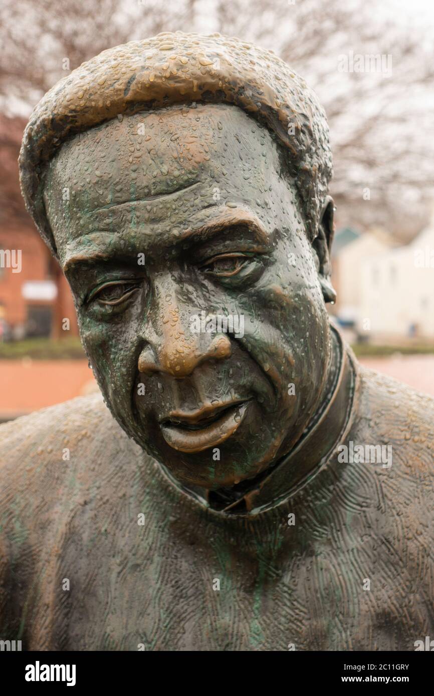 Kunta kinte alex haley memorial Banque de photographies et d’images à haute résolution - Alamy