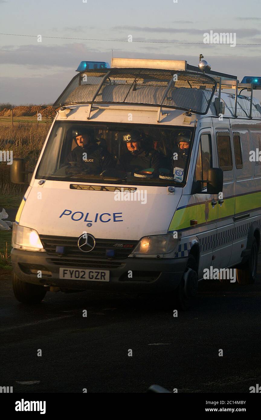 Police riot van Banque de photographies et d’images à haute résolution ...
