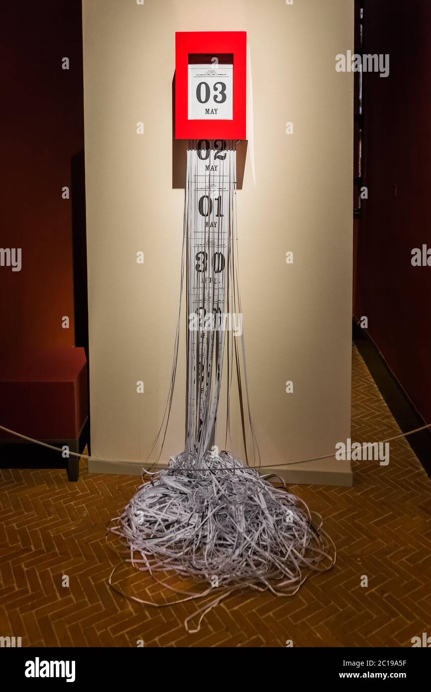 Temps qui passe calendrier Banque de photographies et d’images à haute ...