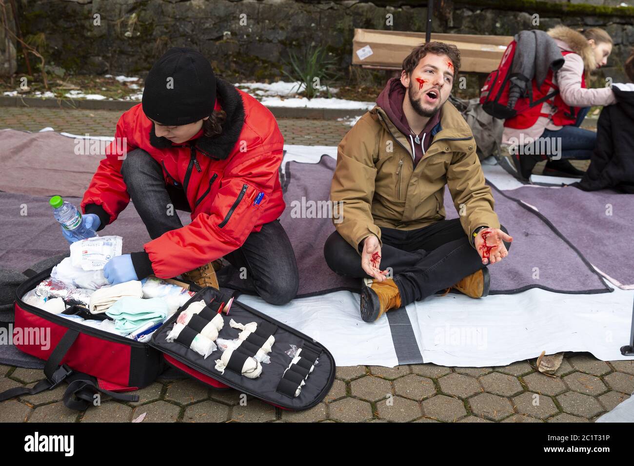 Croix rouge bulgare jeunesse Banque de photographies et d’images à ...