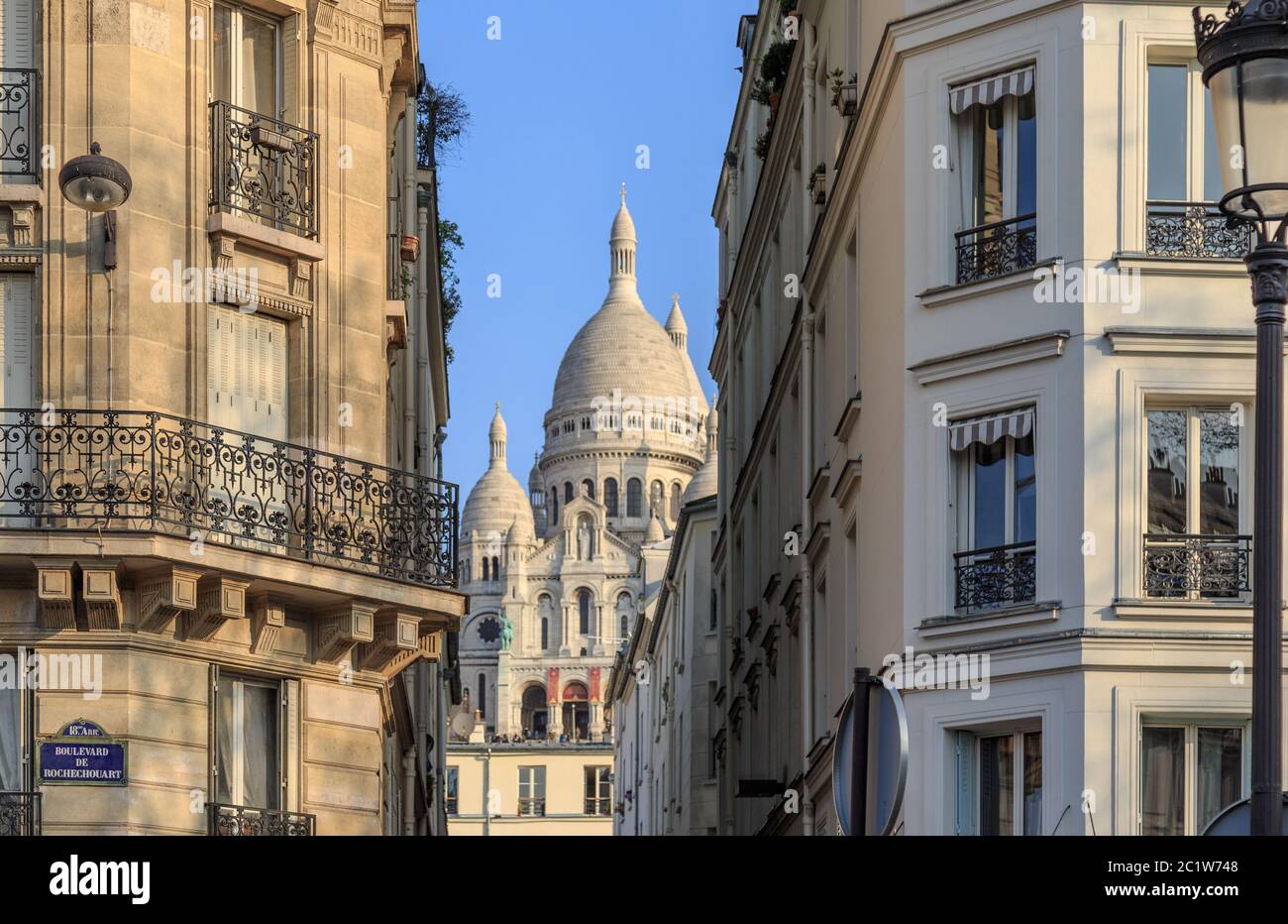 France paris haussmann building facade Banque de photographies et d ...