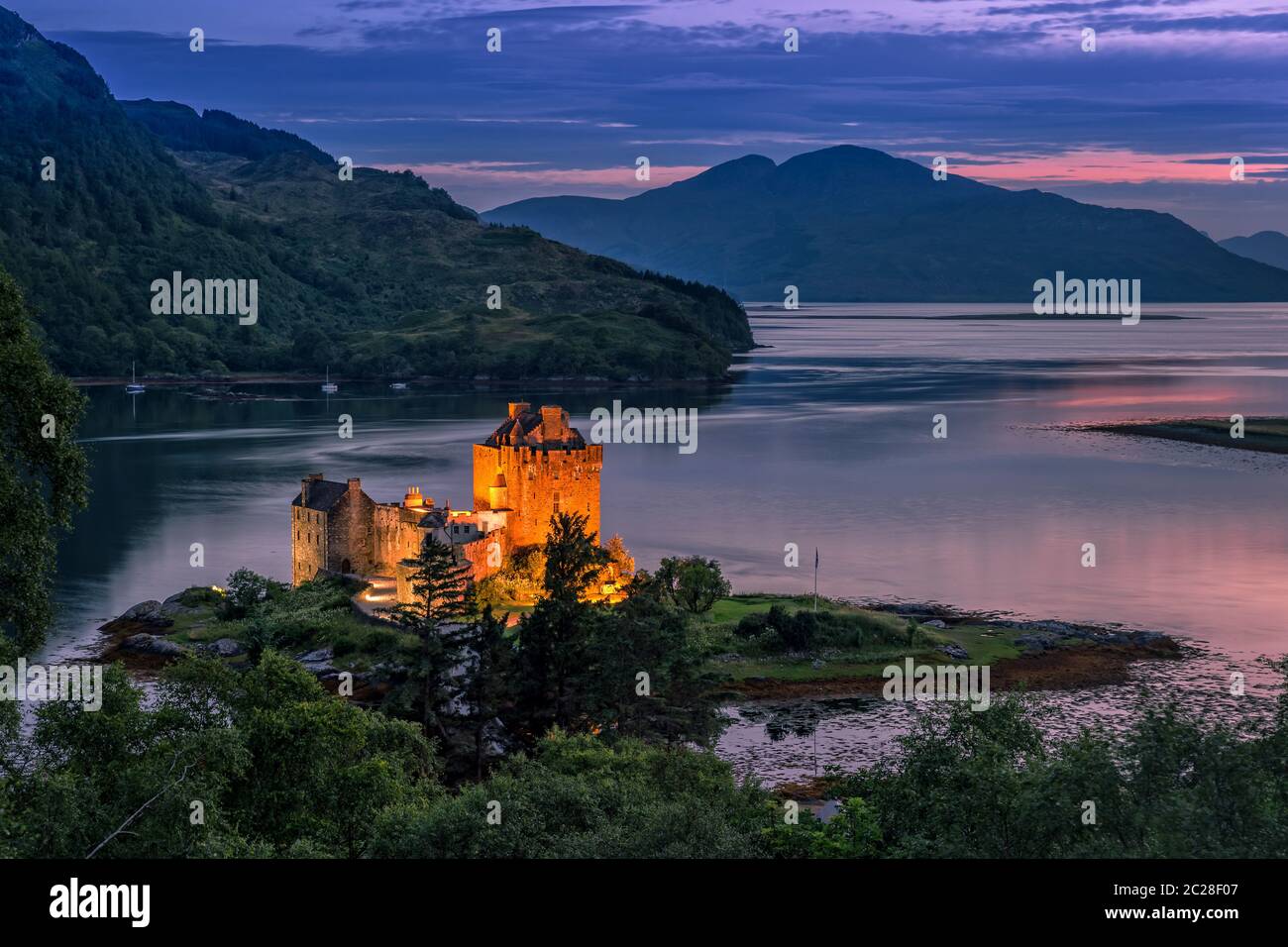 Château eilean donan Banque de photographies et d’images à haute ...