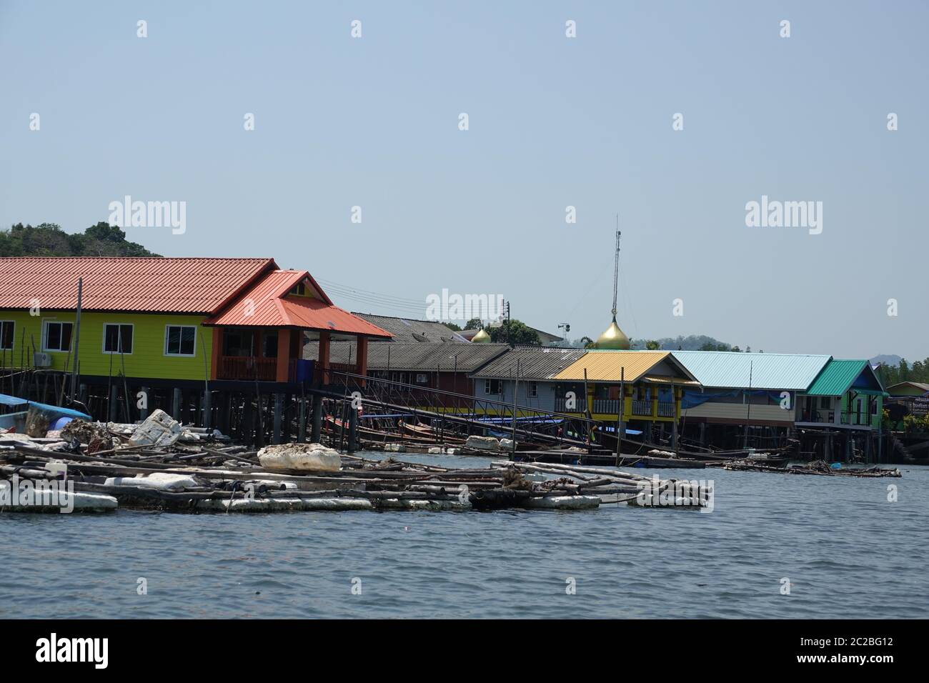 Baan Sam Chiong Nuea, Thaïlande. 1er mars 2020. Les maisons sont ...