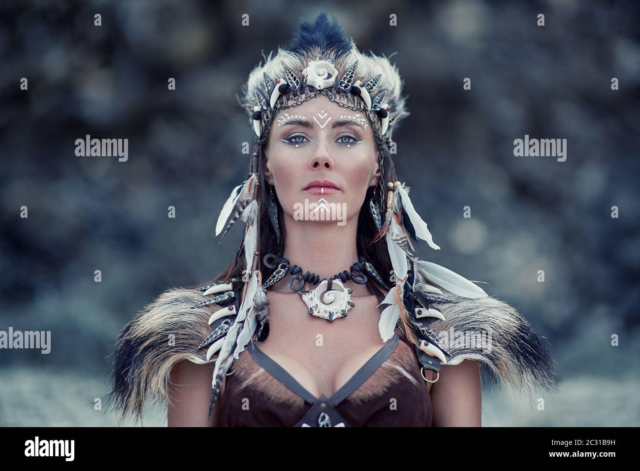 Femme chaman Banque de photographies et d’images à haute résolution - Alamy