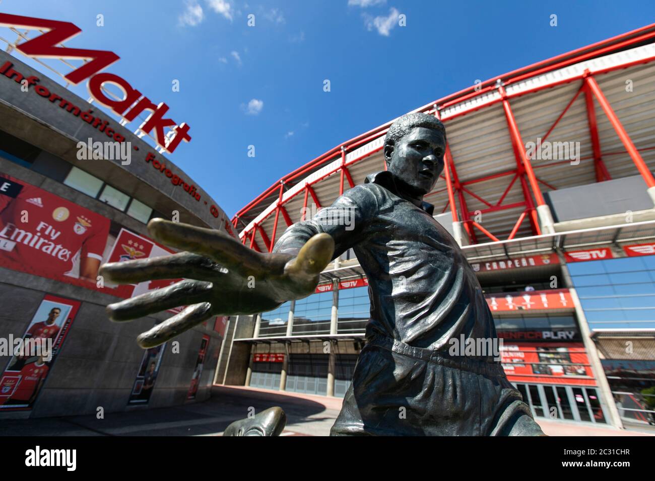 Eusebio statue Banque de photographies et d’images à haute résolution ...