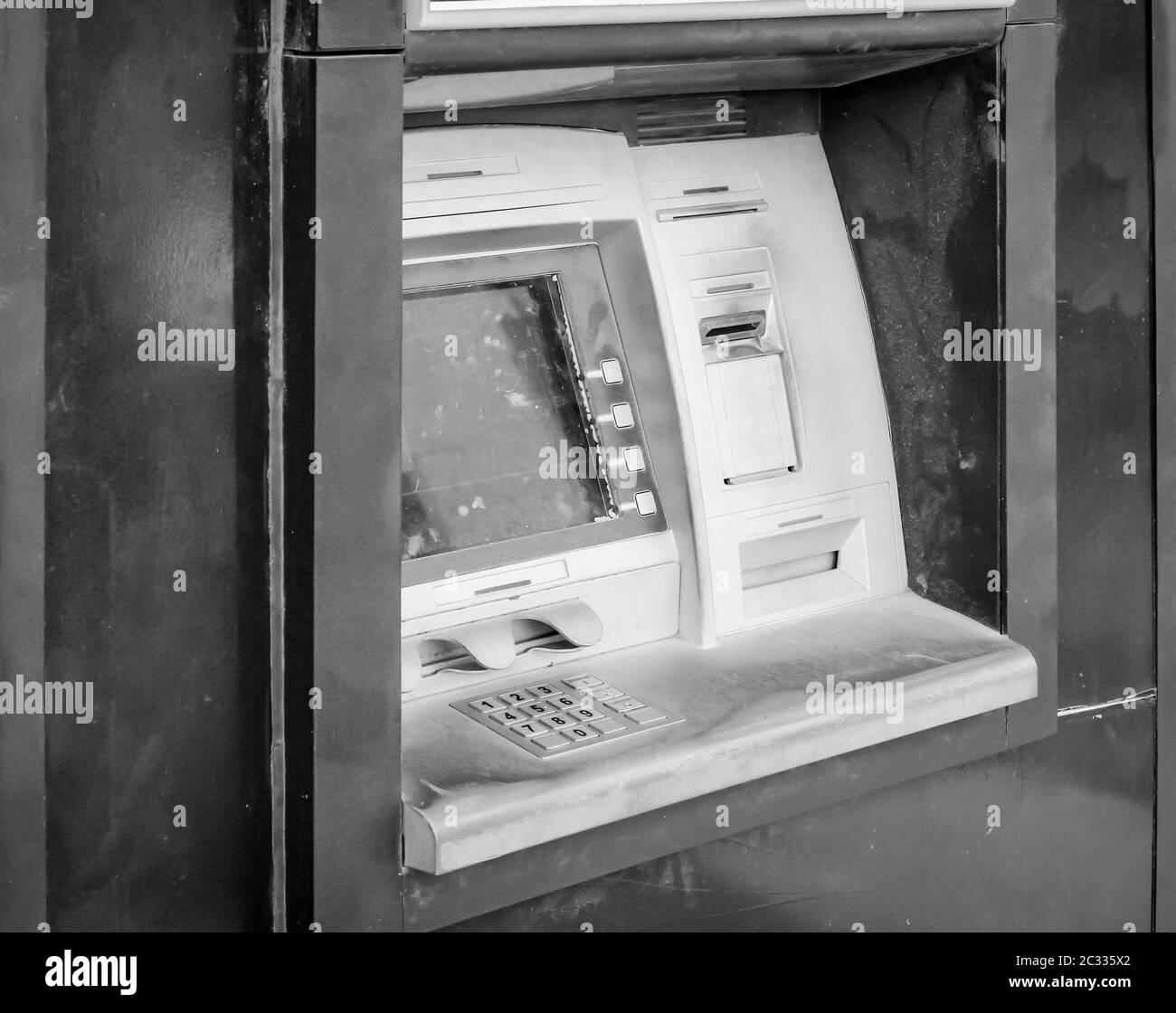 Banque en libre service Banque d'images noir et blanc - Alamy