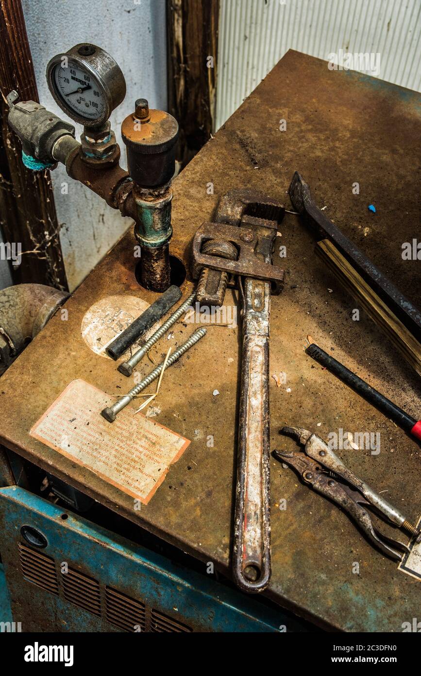 Outils industriels assortis Photo Stock - Alamy