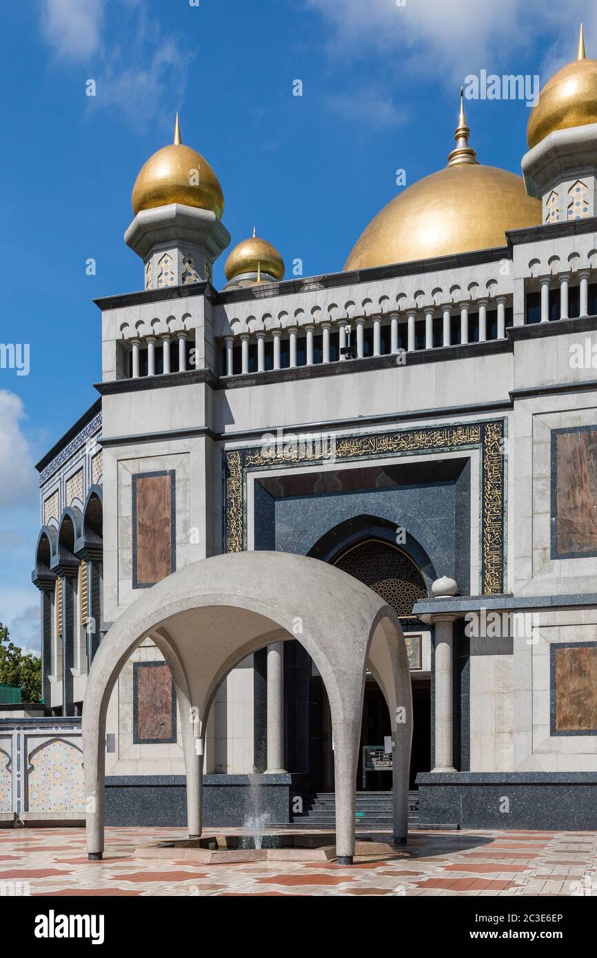 Jame asr hassanil bolkiah masjid jame asr Banque de photographies et d ...