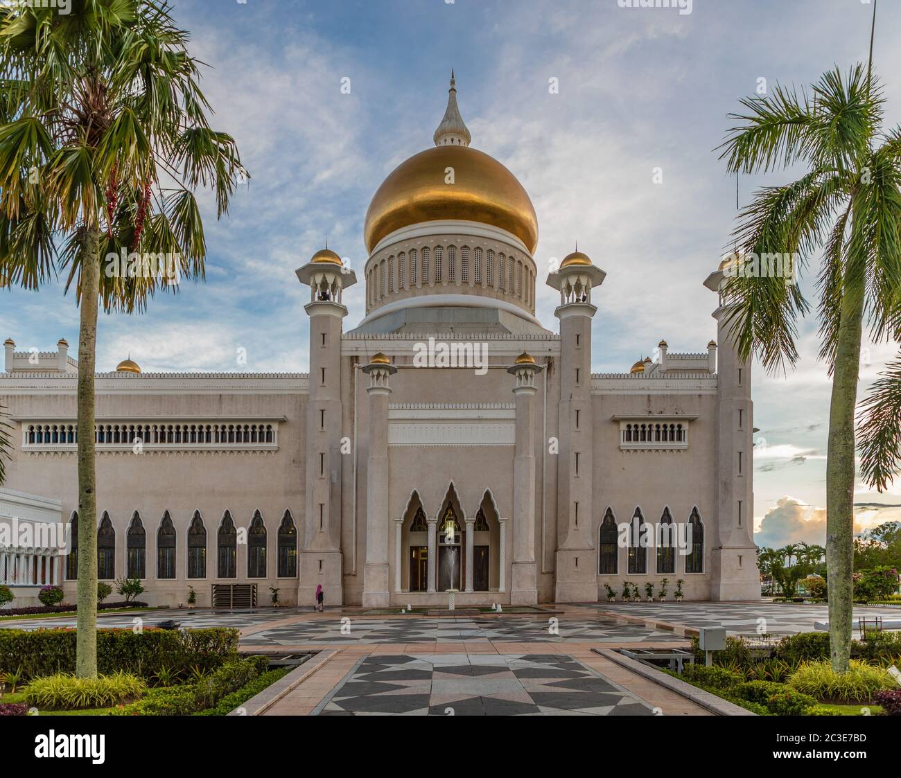 Masjid brunei Banque de photographies et d’images à haute résolution ...
