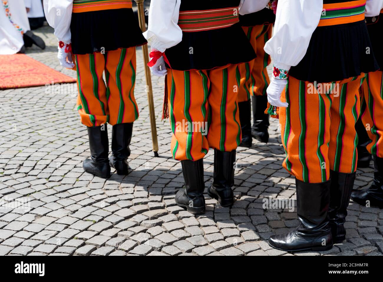 Polonais costume traditionnel Banque de photographies et d’images à ...