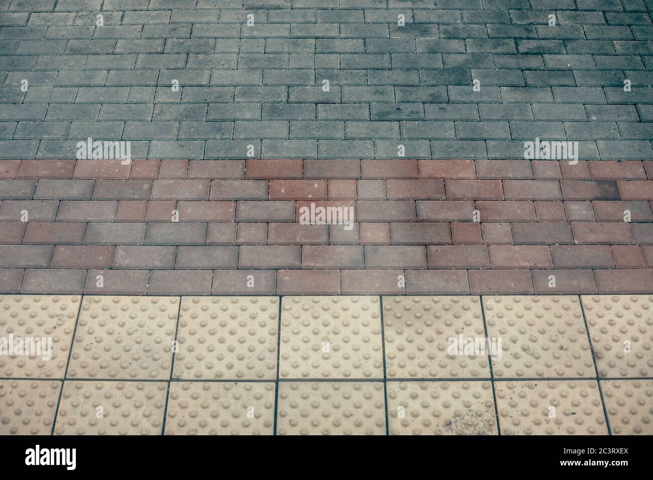 Sol pavé jardin Banque de photographies et d’images à haute résolution ...