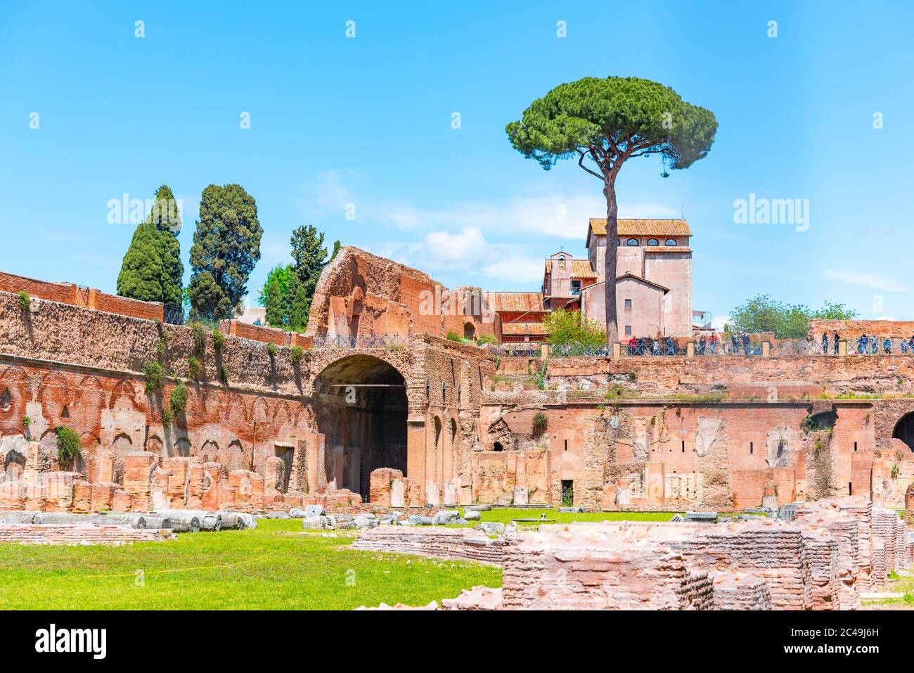 Stade Palatin - Hippodrome de Domitian. Site archéologique du Mont ...