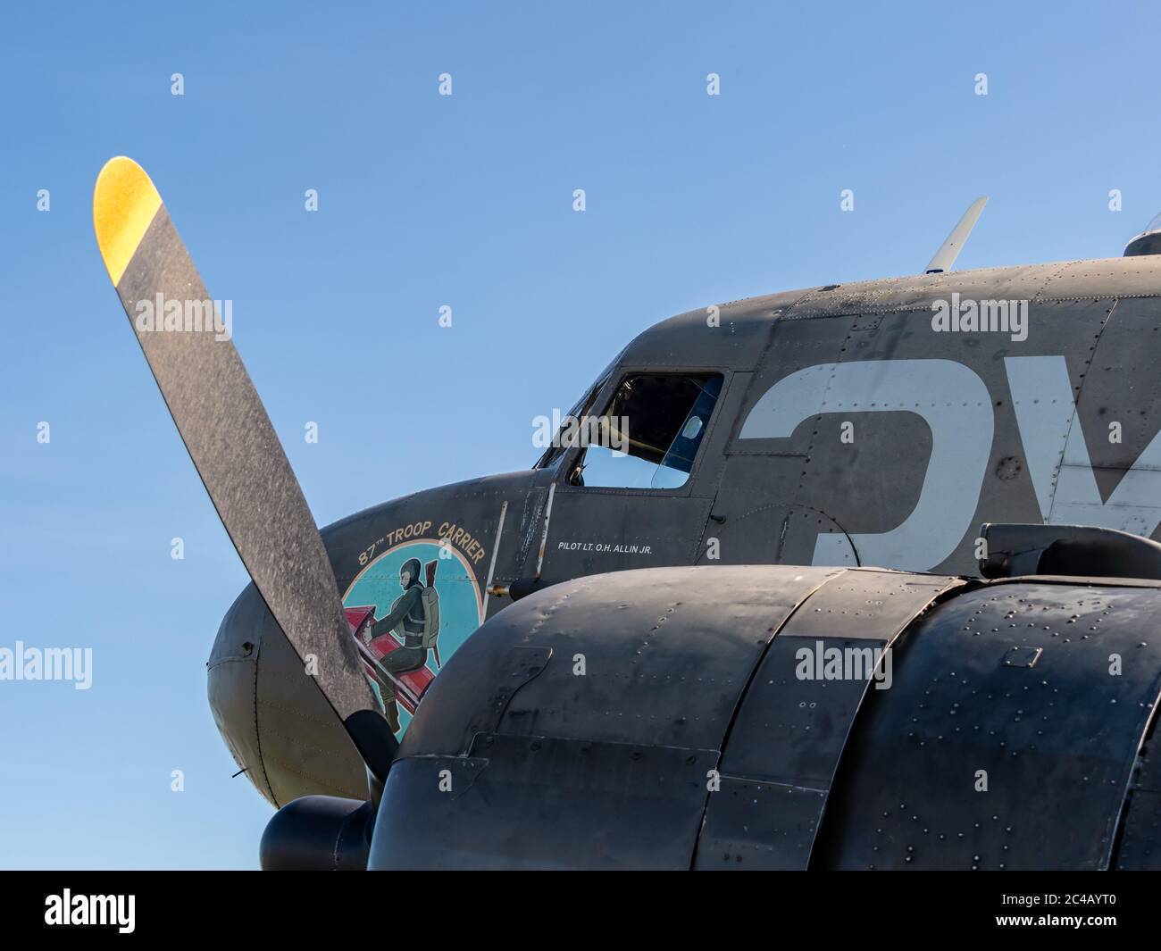 Douglas dc 3 cockpit Banque de photographies et d’images à haute ...