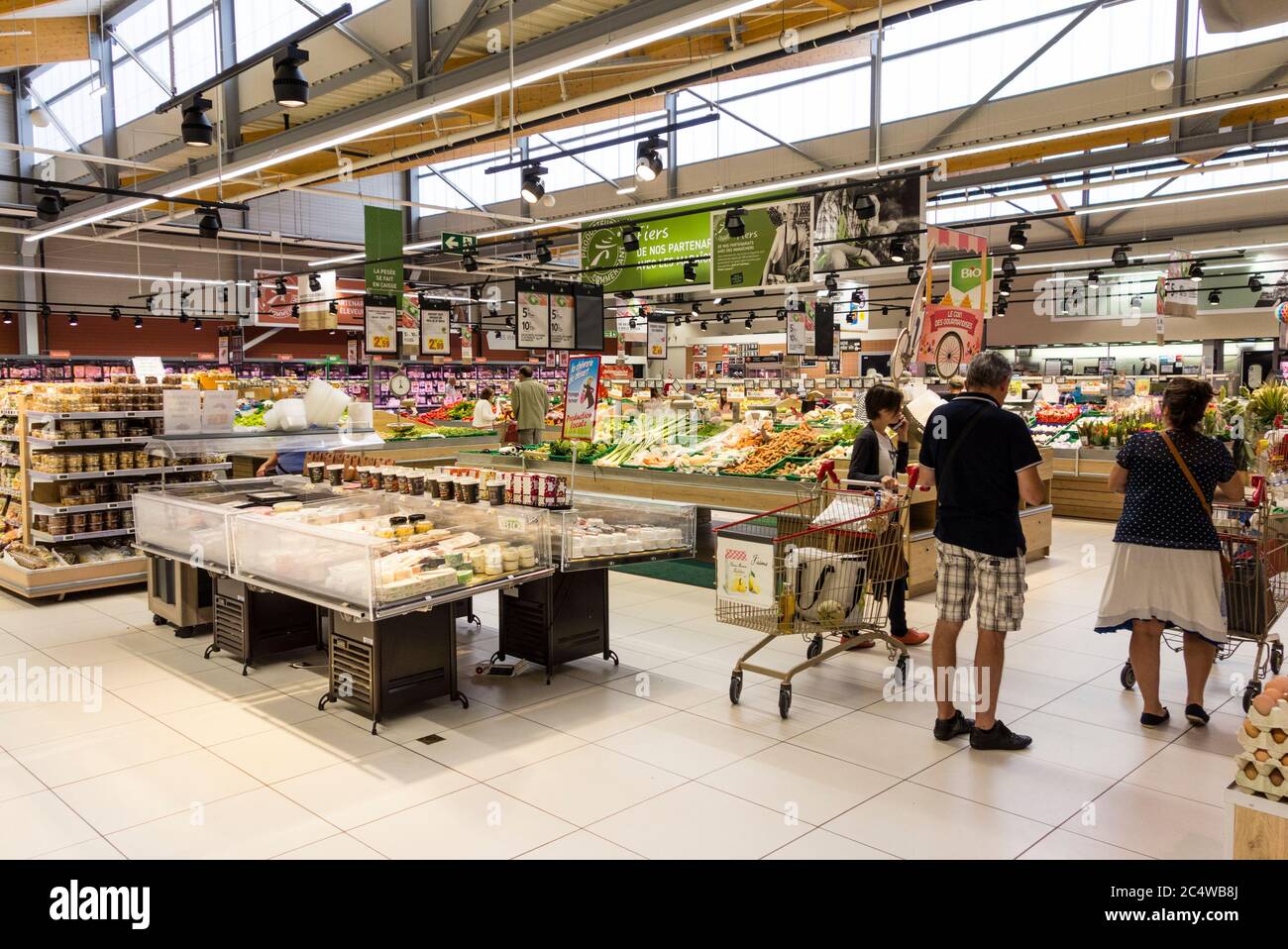 Allée de supermarché france Banque de photographies et d’images à haute ...