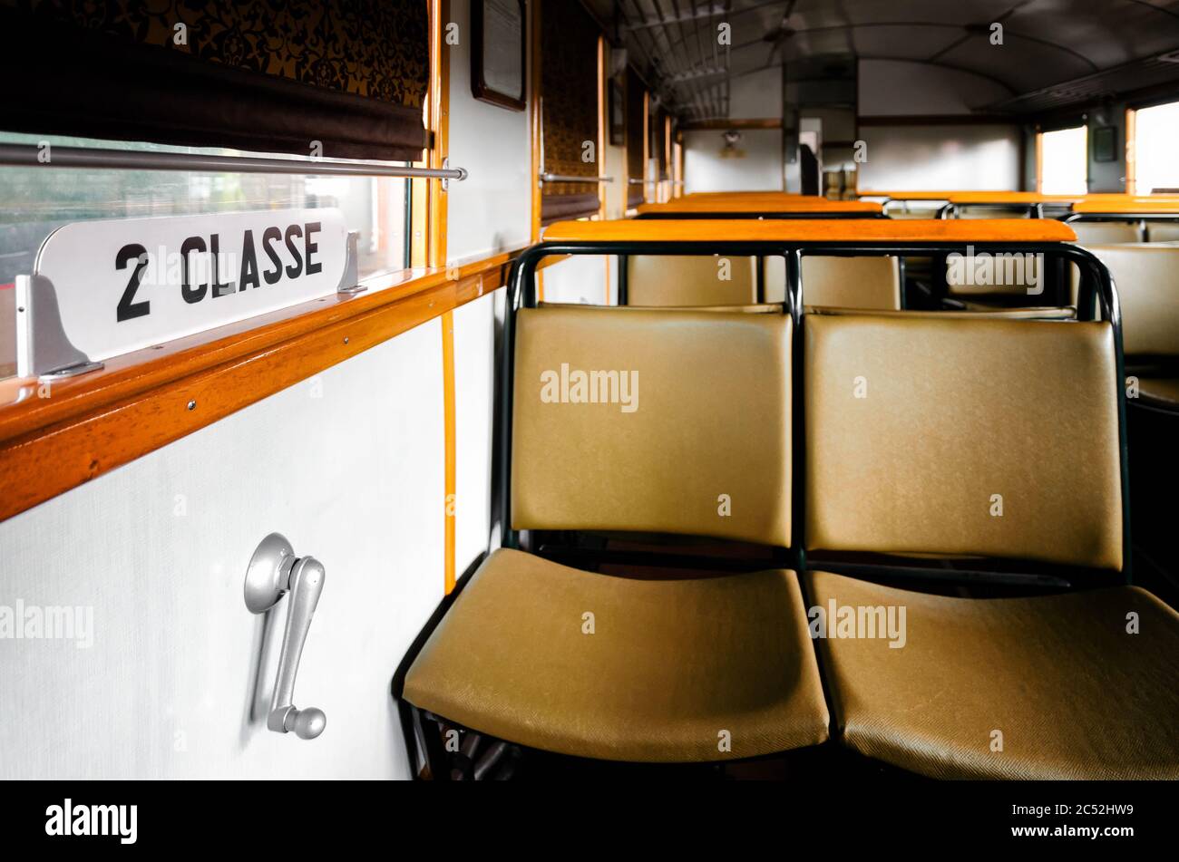 Compartiment de train ancien Banque de photographies et d’images à ...