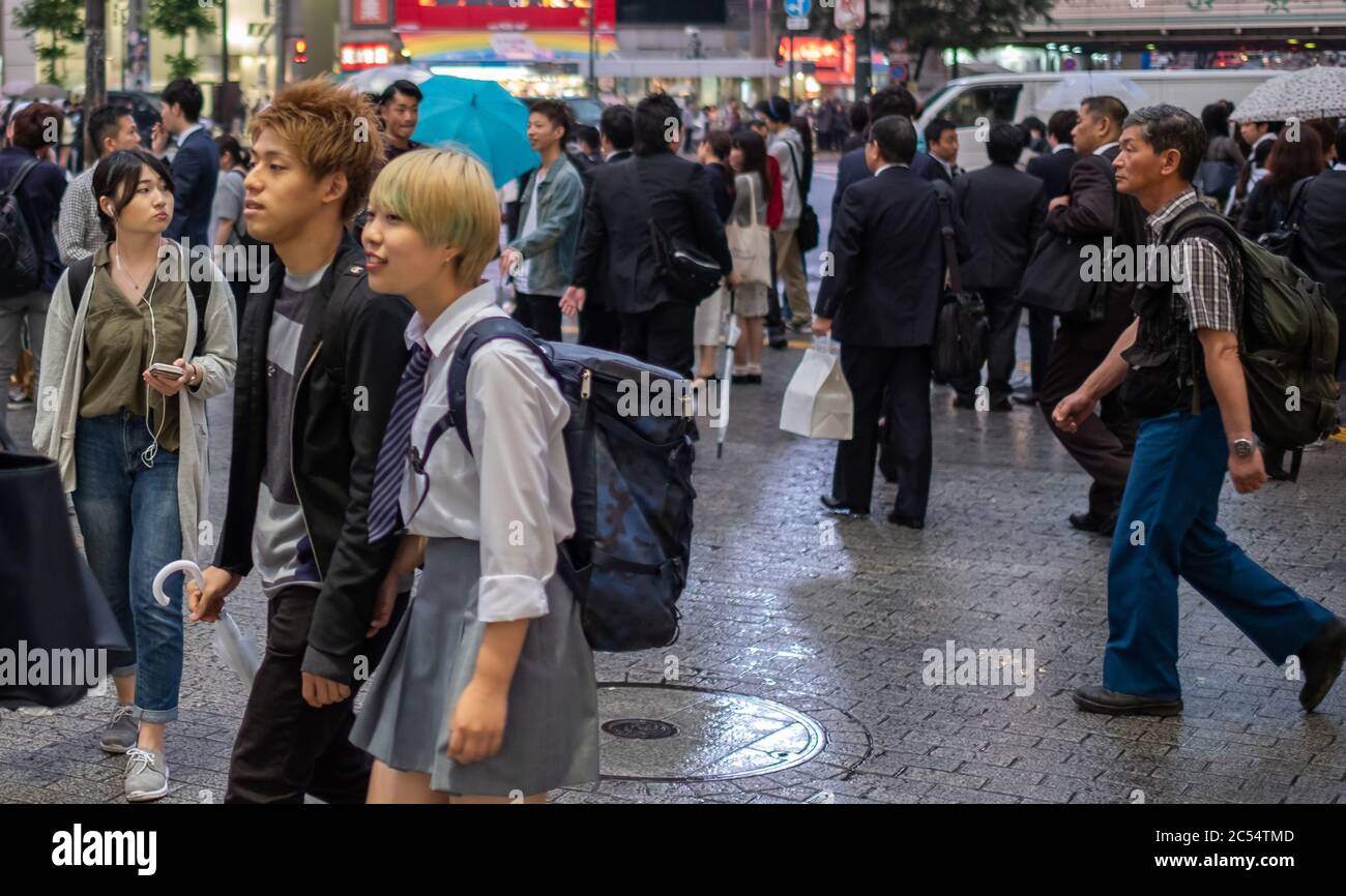 Shibuya bunkamura dori Banque de photographies et d’images à haute résolution - Alamy