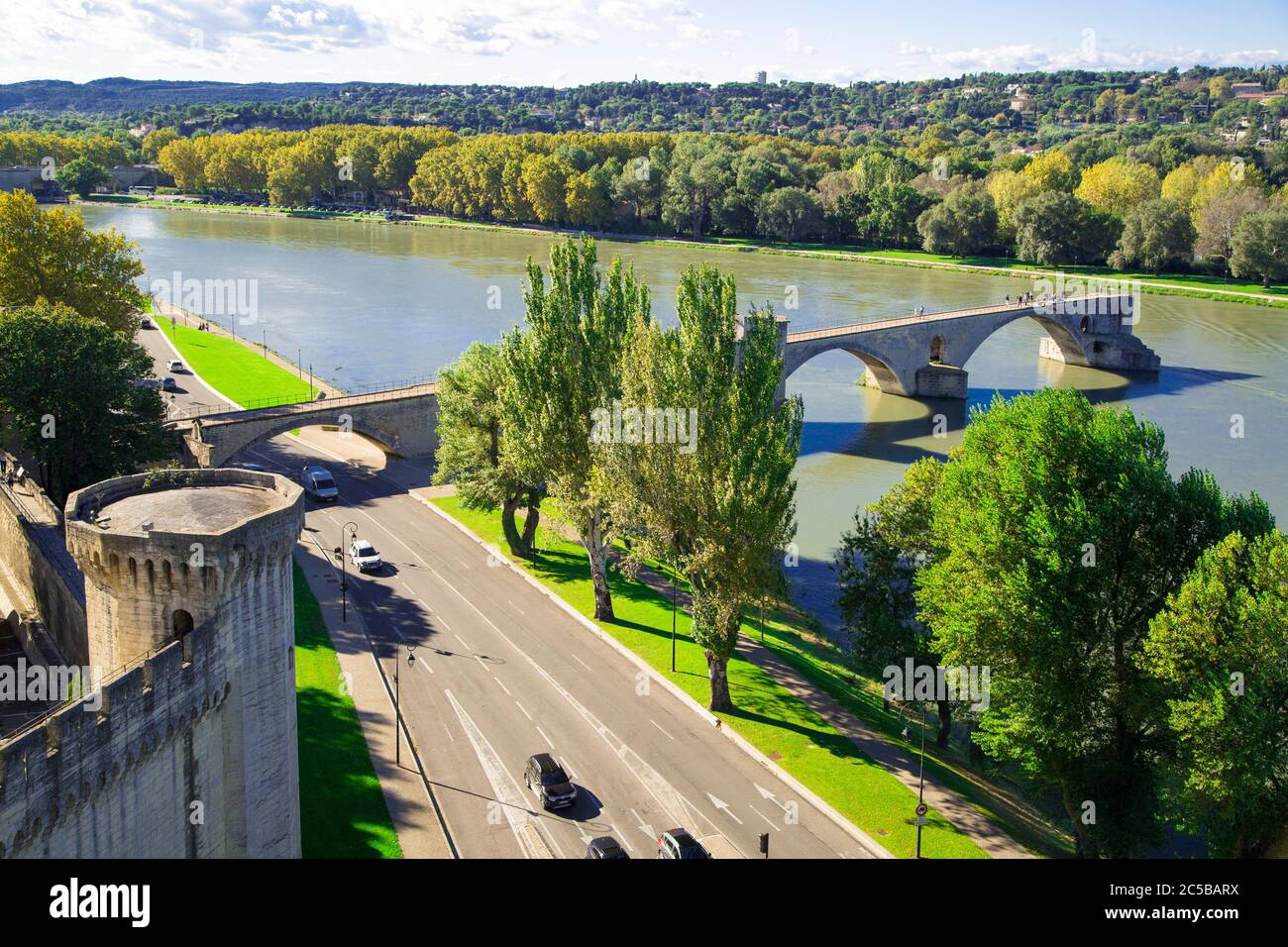 Pont d'avignon Banque de photographies et d’images à haute résolution ...