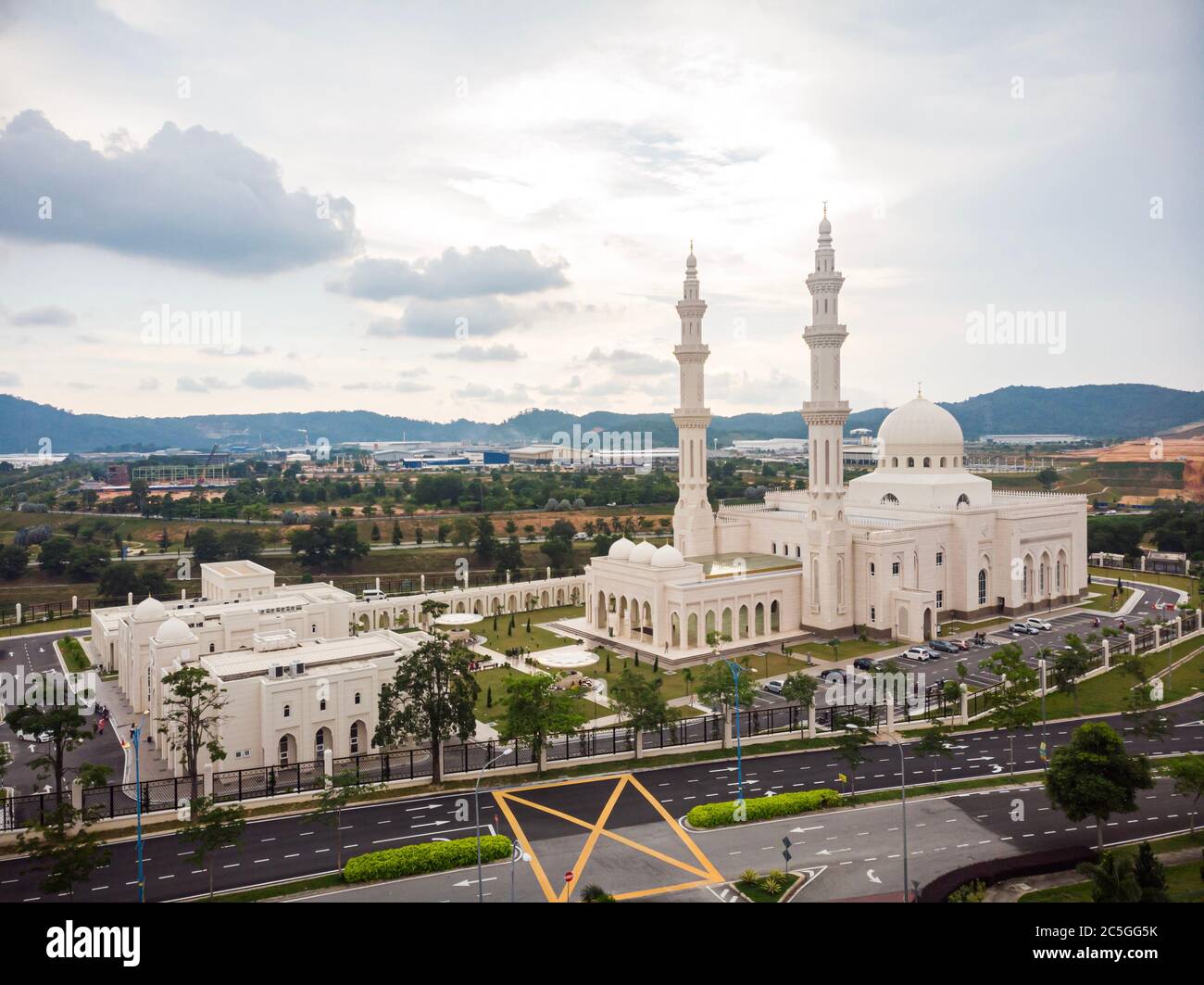 La dernière attraction de Seremban, Masjid Sri Sendayan, a remporté des ...