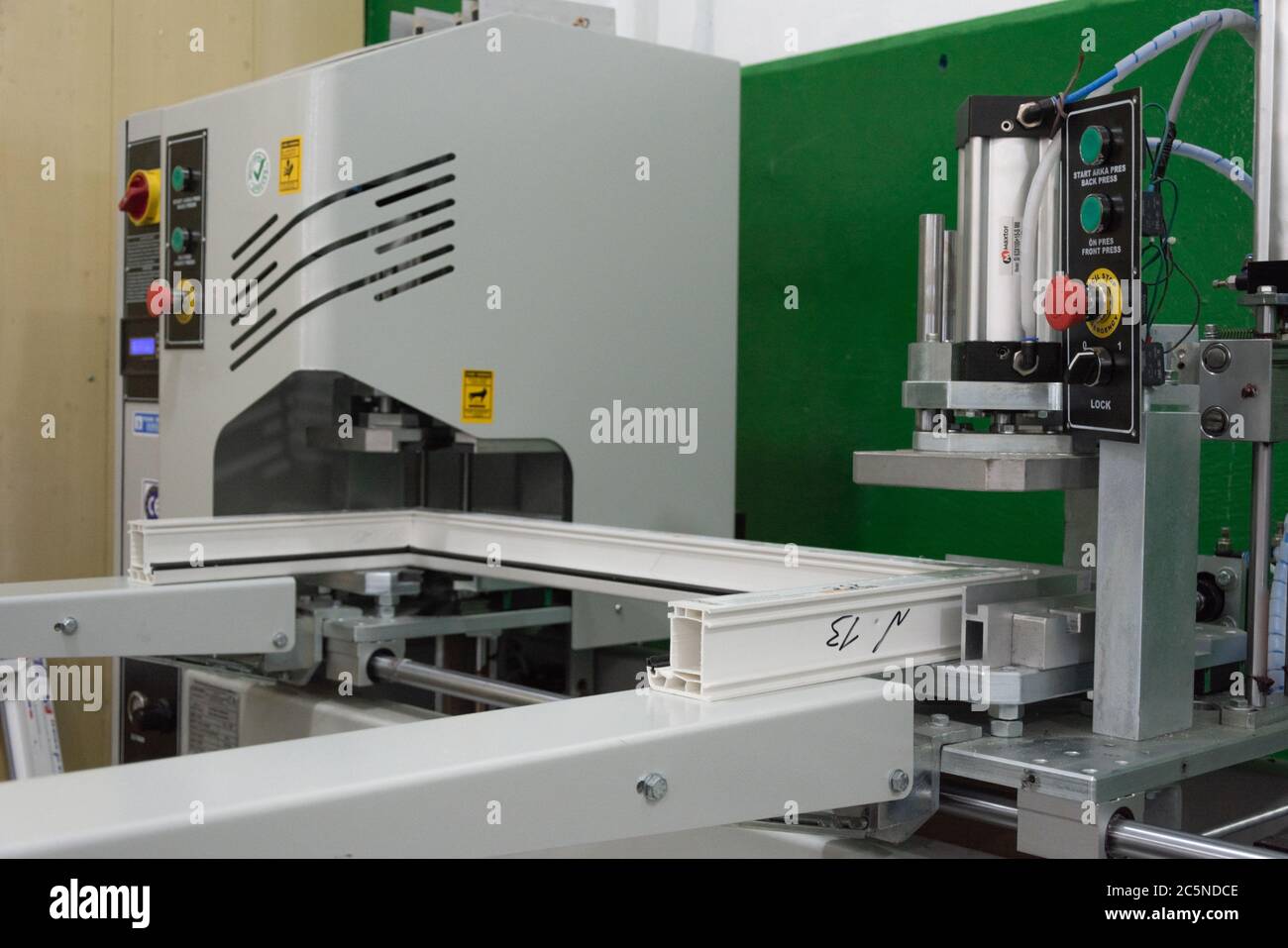 Pvc windows Banque de photographies et d’images à haute résolution - Alamy